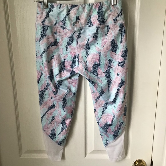 Pro Player | Pants & Jumpsuits | Pro Player Athletic Capri ...